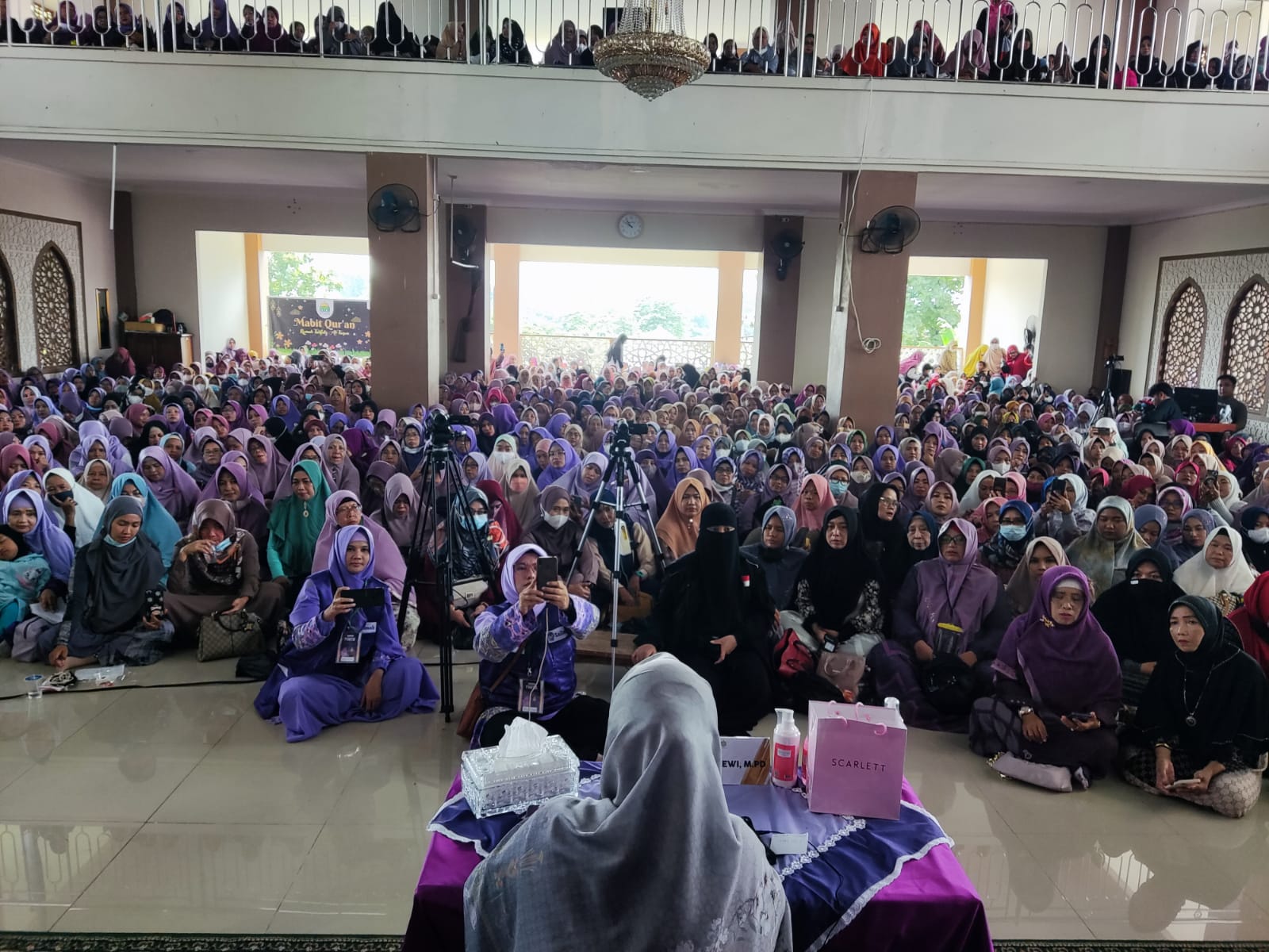 Oki Setiana Dewi Penuhi Undangan Salimah Bogor di Acara Maulid Nabi ...